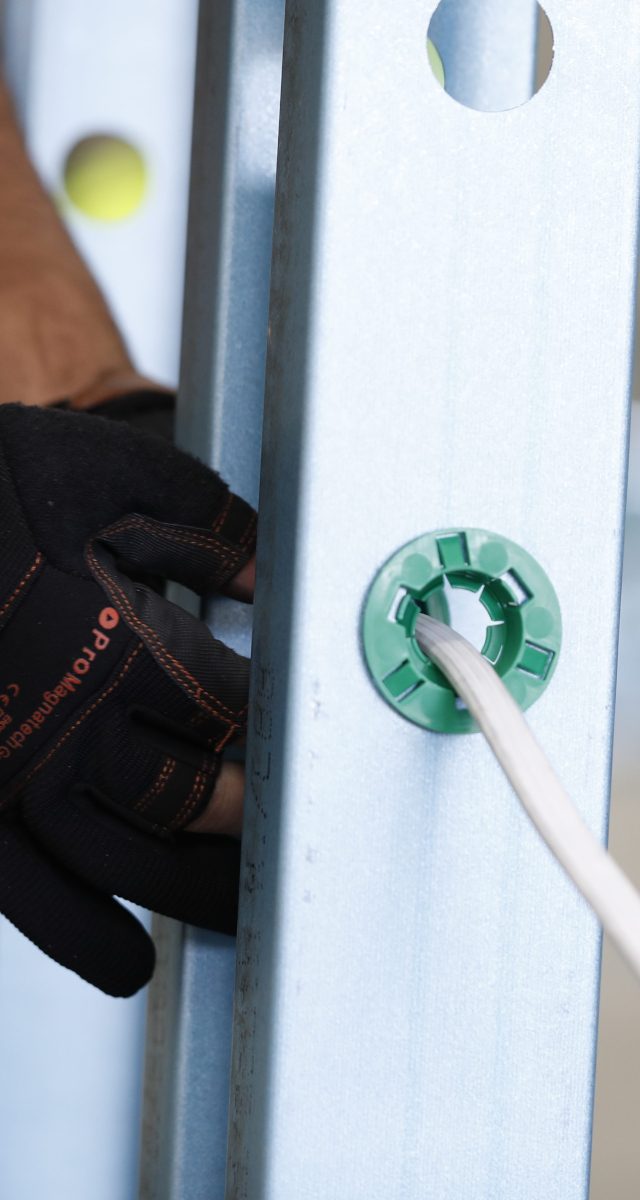 Steel frames are electrically safe - Metframe Australia
